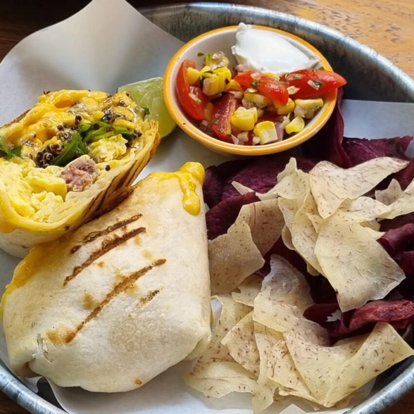 สัมภาษณ์ เชฟอาร์ม แห่ง Luka Bangkok - ลองดู Longdo.com